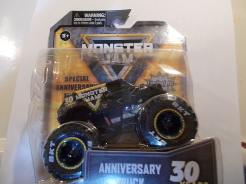 Monster Jam 2022 30th Anniversary Stunt Truck Exclusive/5000 Die Cast ...