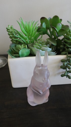 5" Vintage Pink Glass Frosted Bunny Rabbit Figurine | eBay