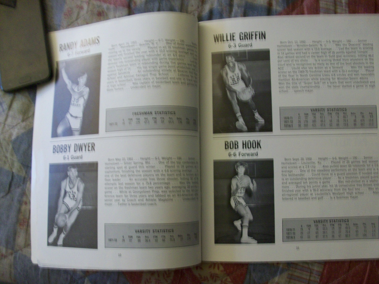 1972-73 WAKE FOREST BASKETBALL MEDIA GUIDE Yearbook CARL TACY Program ...