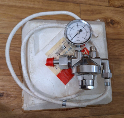 Medical oxygen AGA regulator with pressure gauge AGA Engstrom | eBay