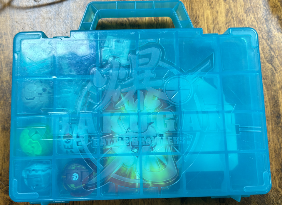 Bakugan Battle Brawlers Turquoise Carrying Case Holds 24 Balls w/9 ...