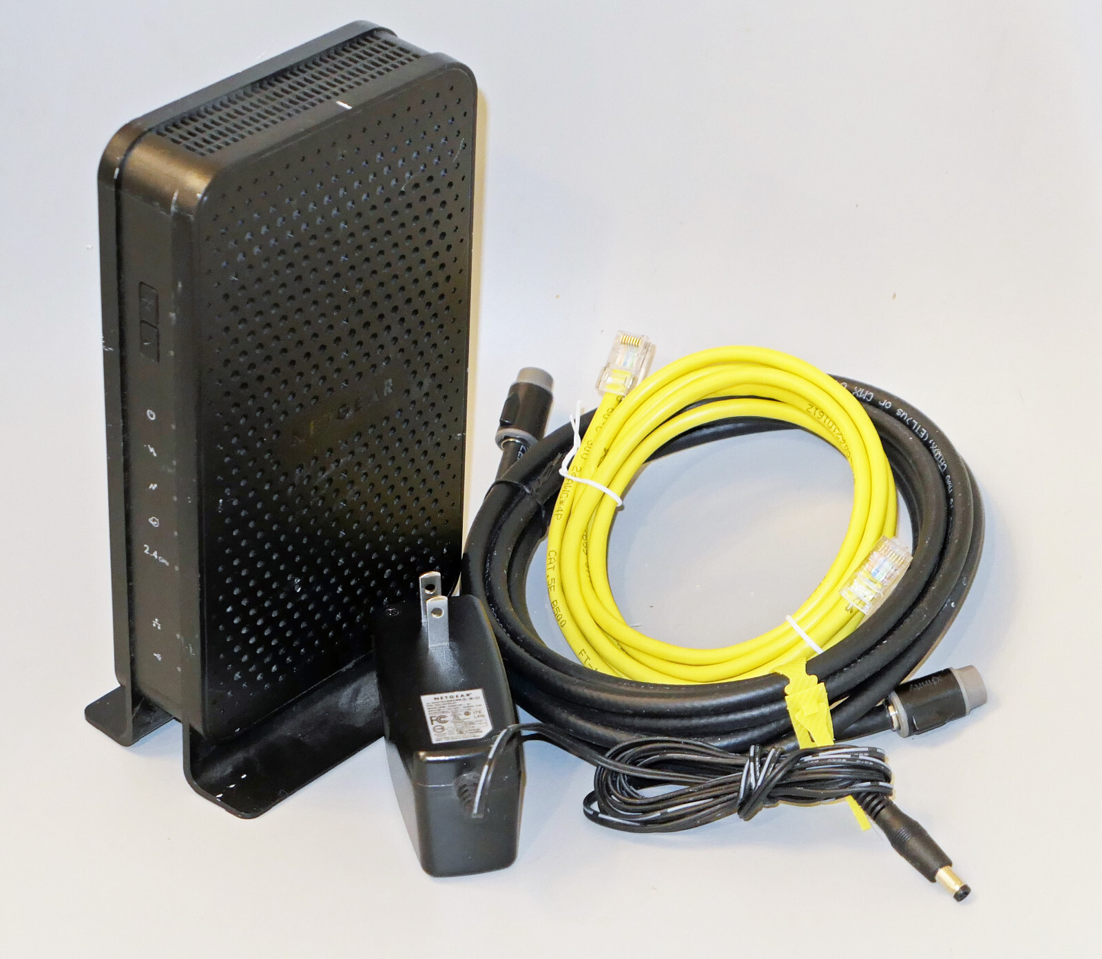 NETGEAR C3000 n300 Docsis 3.0 cable router w/power supply+coax+ethernet ...