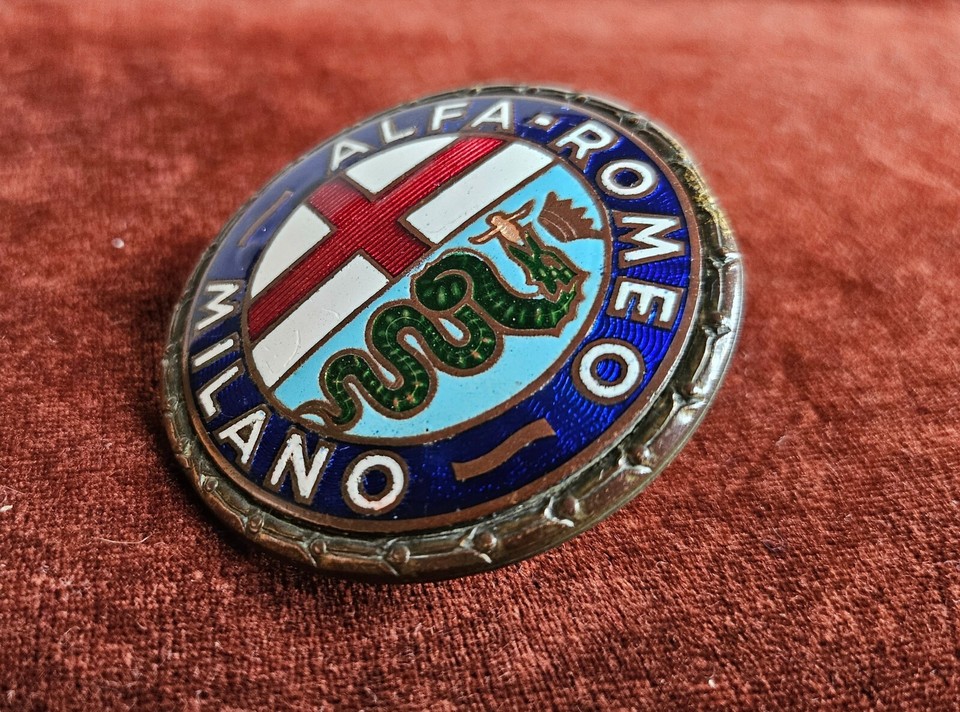 VINTAGE ENAMEL AUTOMOBILE RADIATOR CAR EMBLEM / BADGE # ALFA ROMEO ...