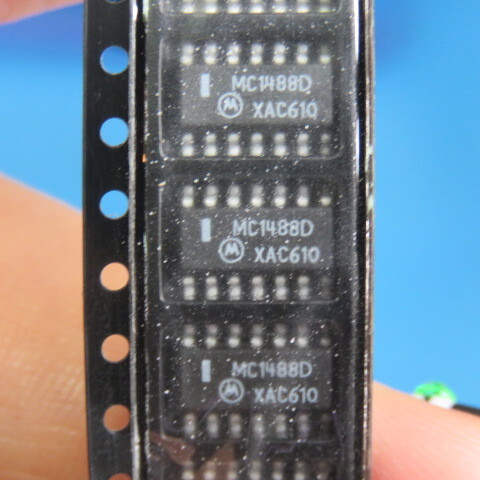 MOTOROLA MC1488D Qty of 33 per Lot IC,LINE DRIVER,4 DRIVER,BIPOLAR,SOP ...