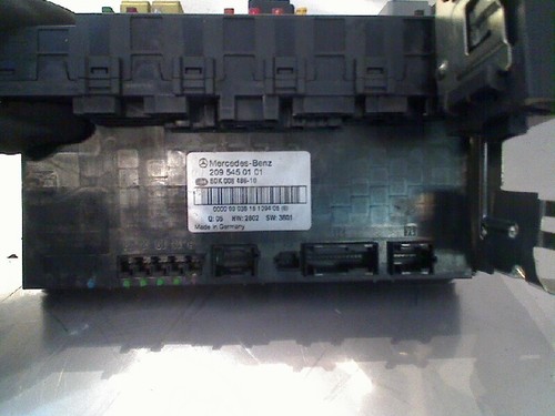 BOITIER FUSIBLES Mercedes-Benz C (W203) 2002 2035451701 | eBay