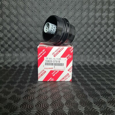 GENUINE TOYOTA AURIS HYBRID Oil Filter Housing Cap Cover 15620-37010 RM ...