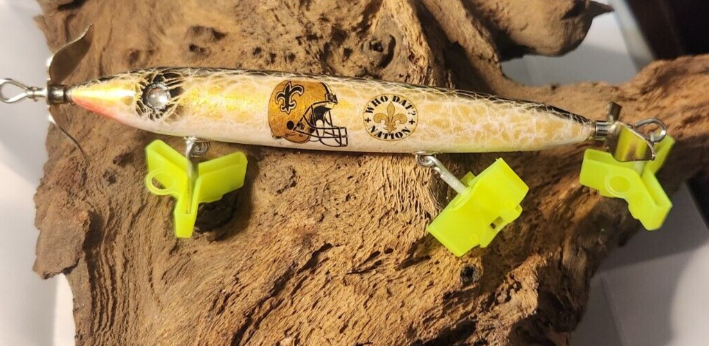 Ez's Wooden Topwater Garfish Lure (1 Saints) | eBay