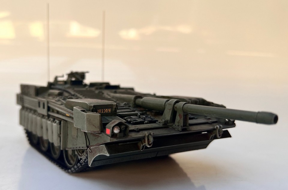 1:35 swedish STRV 103 C Stridsvagn MBT Trumpeter Model Kit gebaut pro ...