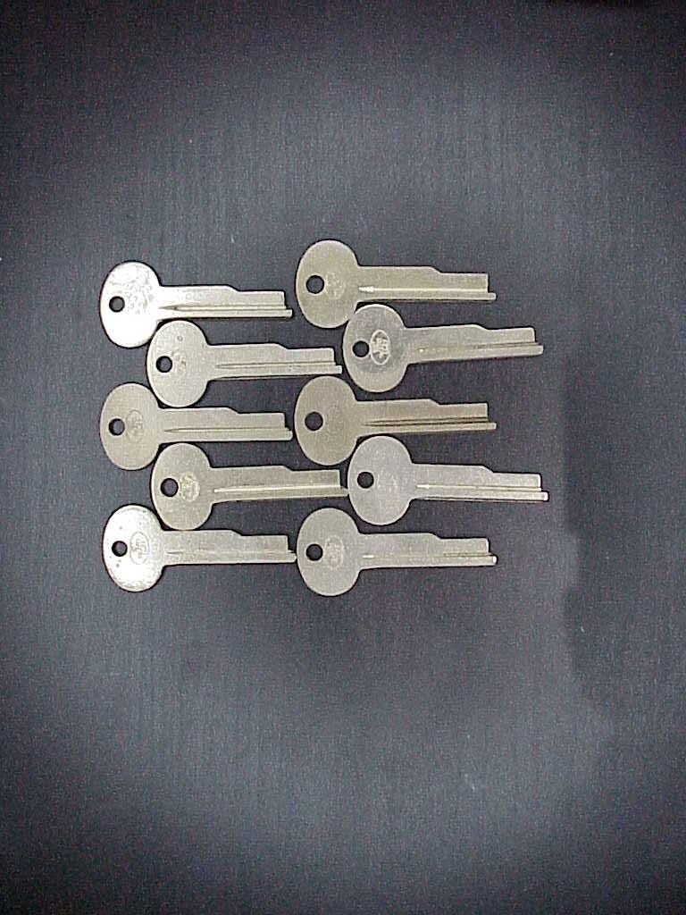 LOT OF (10) NEW S & G 60G NS KEYS or ILCO 1068B | eBay