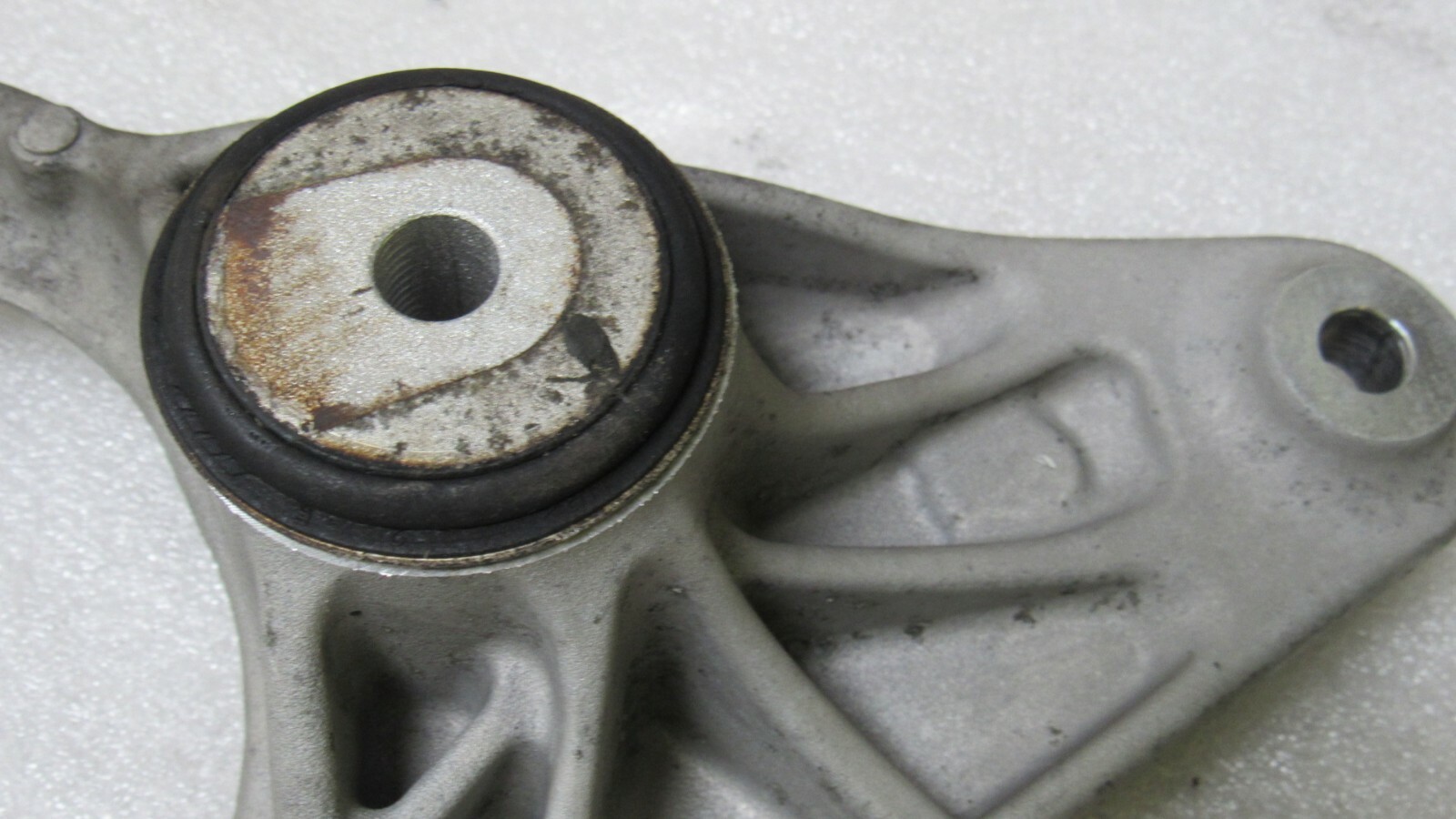 2011-2018 BMW F10 M5 & F06 F12 F13 M6 S63N Rear Differential Mount ...