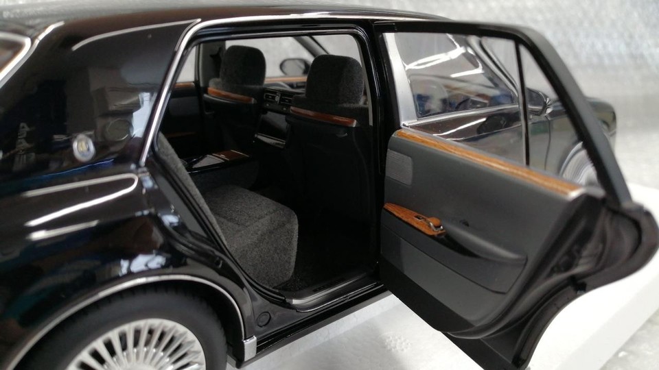 AUTOart CENTURY 118 Mini Car h31_0113 | eBay UK