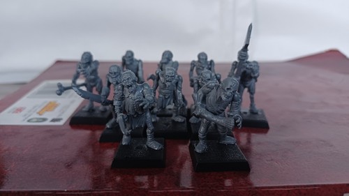 Games Workshop Warhammer Fantasy Old World Vampire Counts Zombies ...
