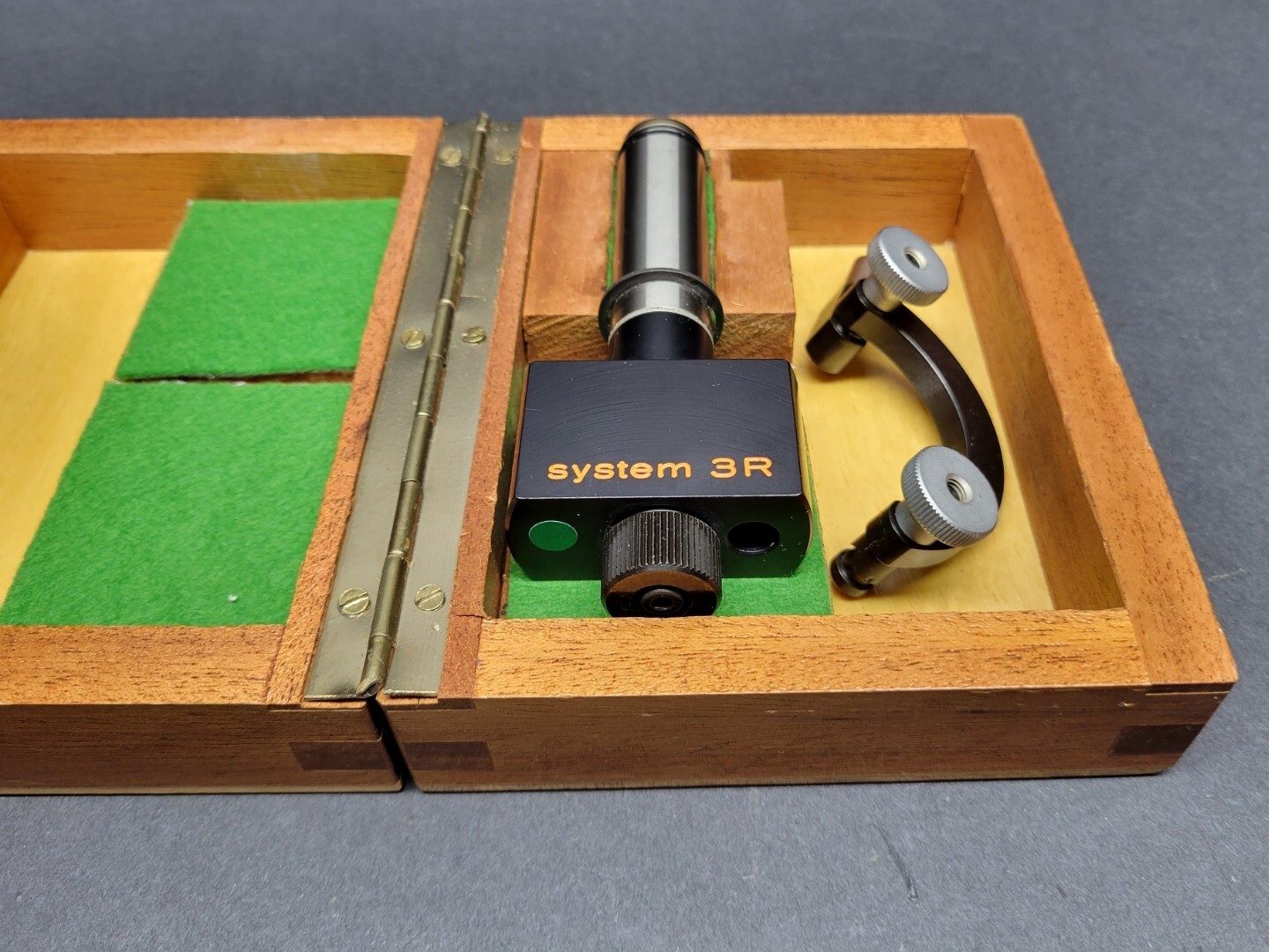 System 3r Dial Mini Indicating Spindle 3r-3.321-2 Center Hole Measuring ...