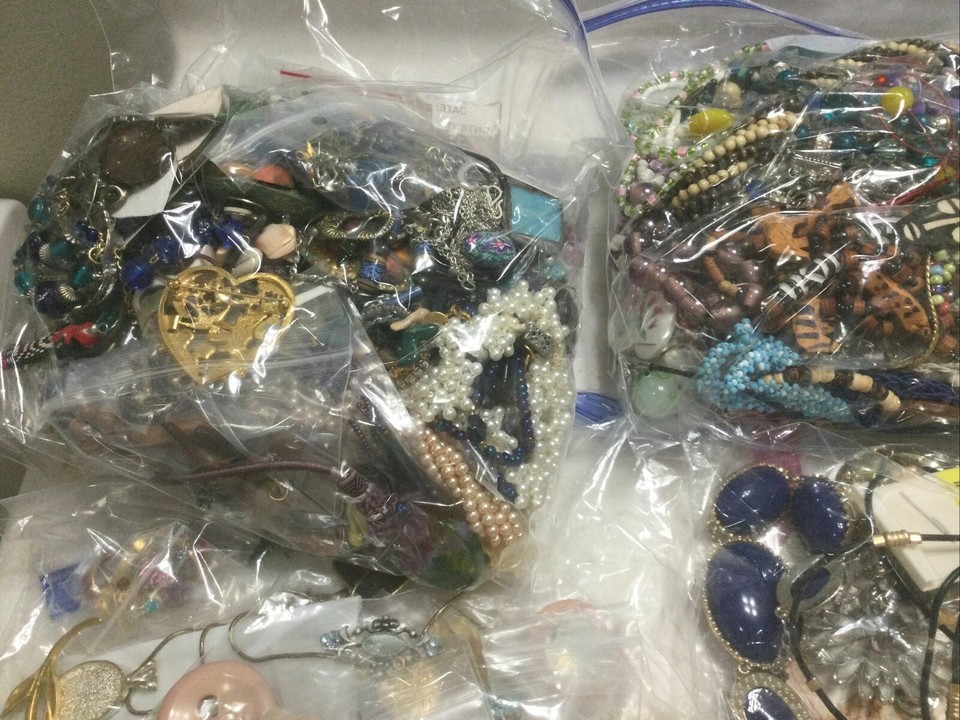 Vintage New Jewelry Pound Bag Lot Scrap Junk Chains Beads Brooch ...