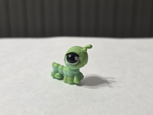 Littlest Pet Shop GREEN No# BABY Mini CATERPILLAR INCHWORM Cricket | eBay