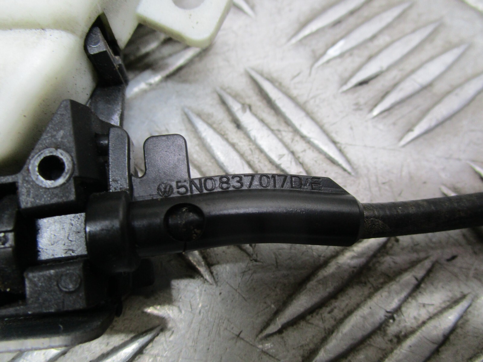2019 AUDI A3 8V S LINE 5DR DRIVER SIDE FRONT DOOR LOCK MECHANISM ...