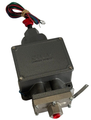NEW SOR 44V2-JF4-M2-C1A-RR Pressure Switch | eBay