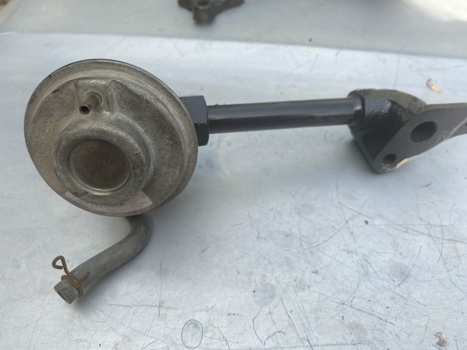84-88 Toyota Pickup Truck 4Runner 22R Smog EGR Valve & VSV ...