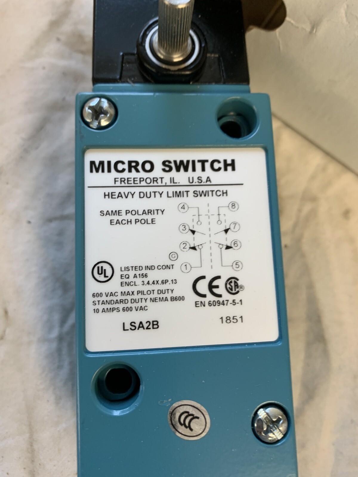 HONEYWELL MICRO SWITCH Heavy Duty Limit Switch: 2NC/2NO, 10A @ 600V ...