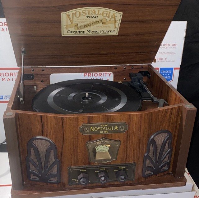 Teac Nostalgia GF-180 AM/FM Stereo Music System 3 speed Record Player ...