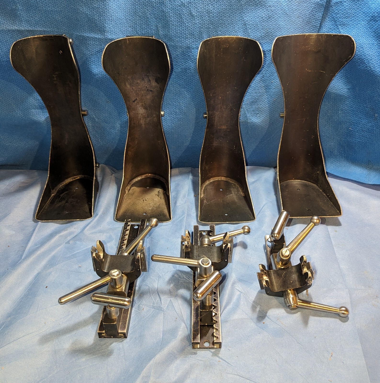 INNONMED Stulberg Aluminum Leg Positioners with Hardware - LOT OF FOUR ...