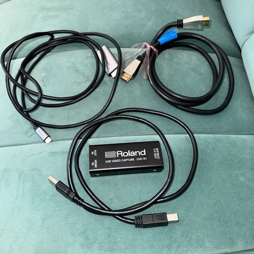 Roland UVC-01 USB Video Capture with Cables 761294518014 | eBay