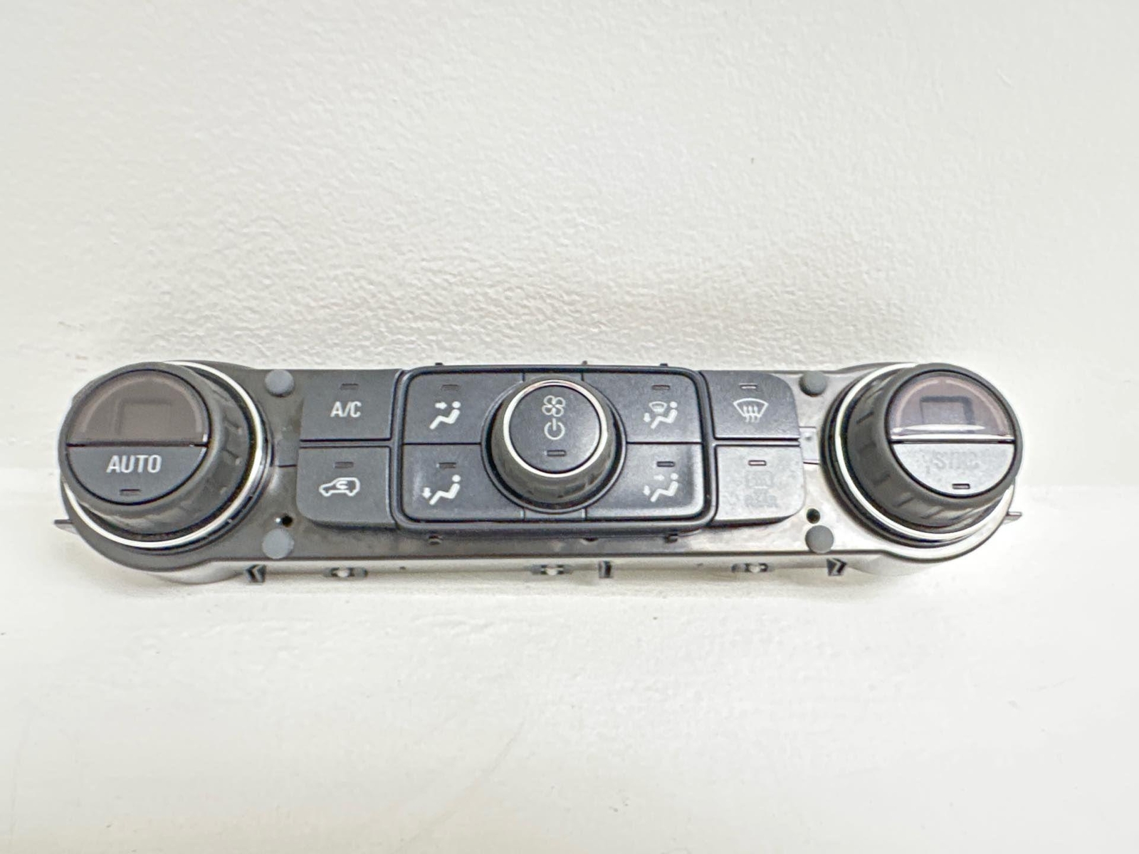 2014-2019 Chevy Silverado Heater A/C Controls Auto Temp Control (opt ...