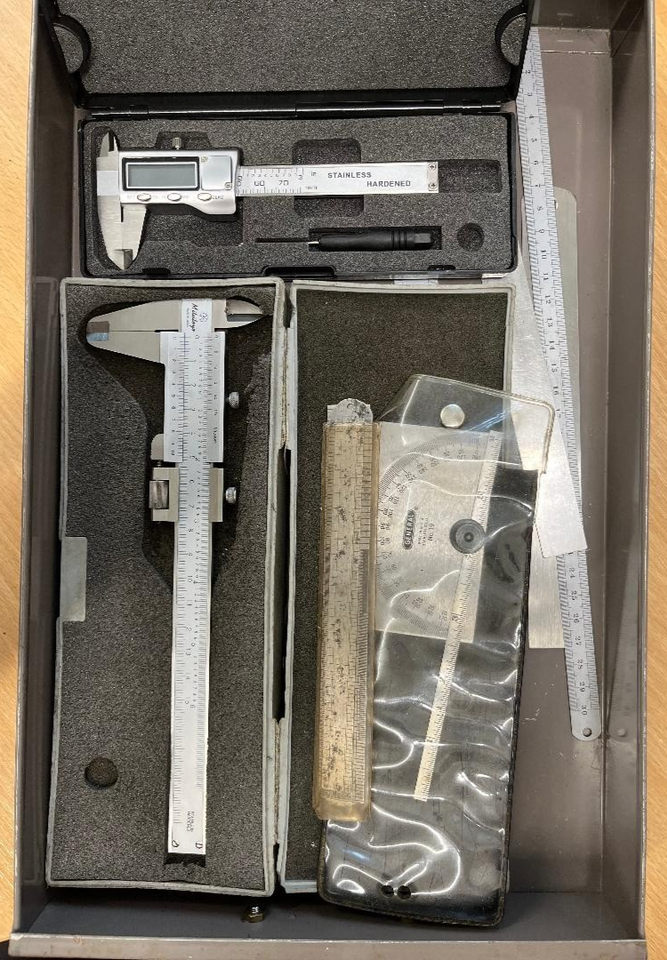 Job Lot of Measuring Supplies Vee Blocks Micrometers Gauges Level ...