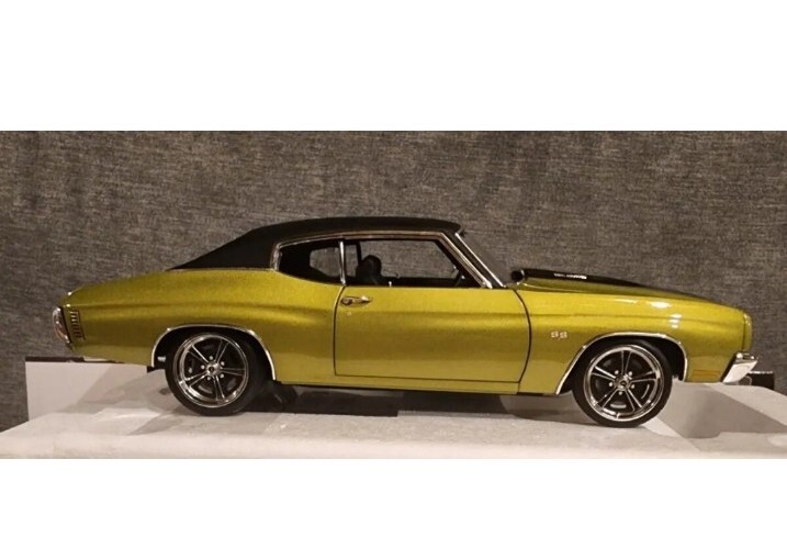 ACME GMP 70 Chevrolet Chevelle SS Restomod Citrus Green Vinyl Top 1/18 ...