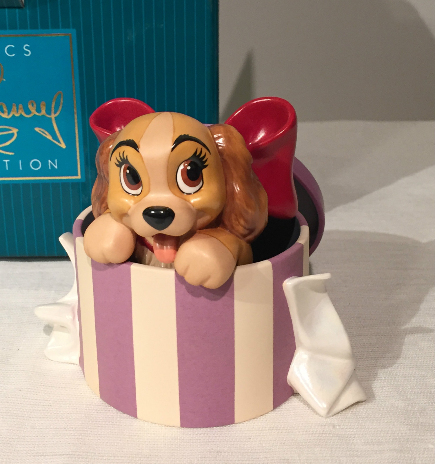 Walt Disney Classic Collection Lady and the Tramp A perfectly Beautiful ...