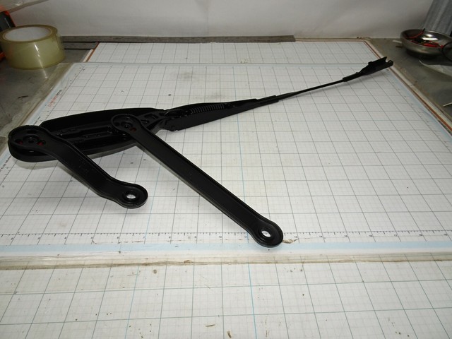 Genuine Mercedes-Benz Wiper Arm 2058200244 / 205-820-02-44 OEM for sale ...