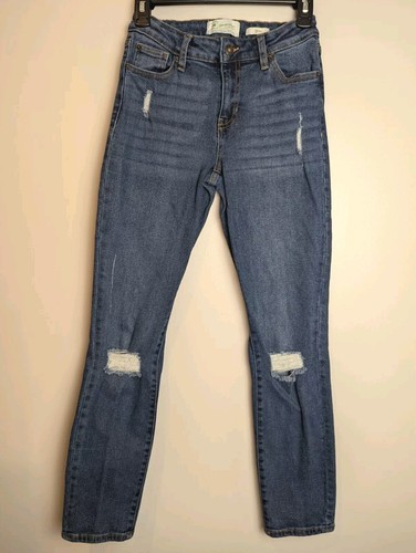 RE Generation by Celebrity Pink Gaia Blue Jeans Size 3/26 Medium Wash ...