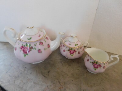 Royal Albert NEW COUNTRY ROSE TEA SET -TEA POT CREAMER COVERED SUGAR | eBay