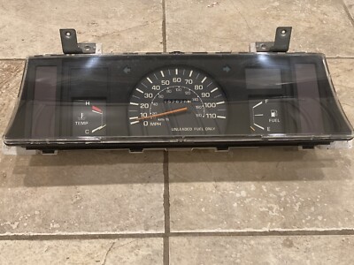 84-88 TOYOTA PICKUP 4RUNNER SPEEDOMETER INSTRUMENT CLUSTER 157K OEM ...