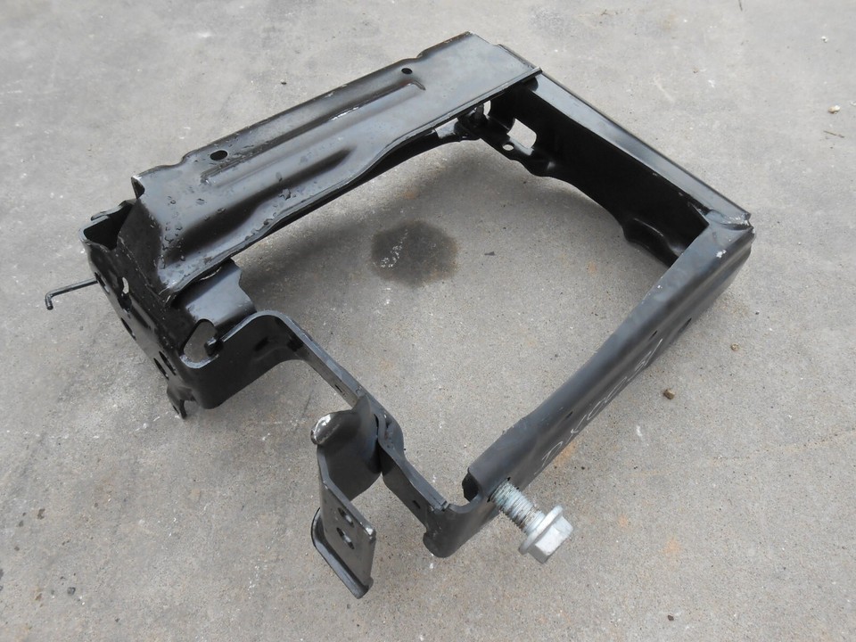 2019-24 BMW 3 Series G20 Bumper Left Reinforcement Bracket 51117422225 ...