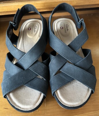 Clarks Un Capri Step BLACK Nubuck Platform Wedge Sandal SIZE 8.5 WIDE ...