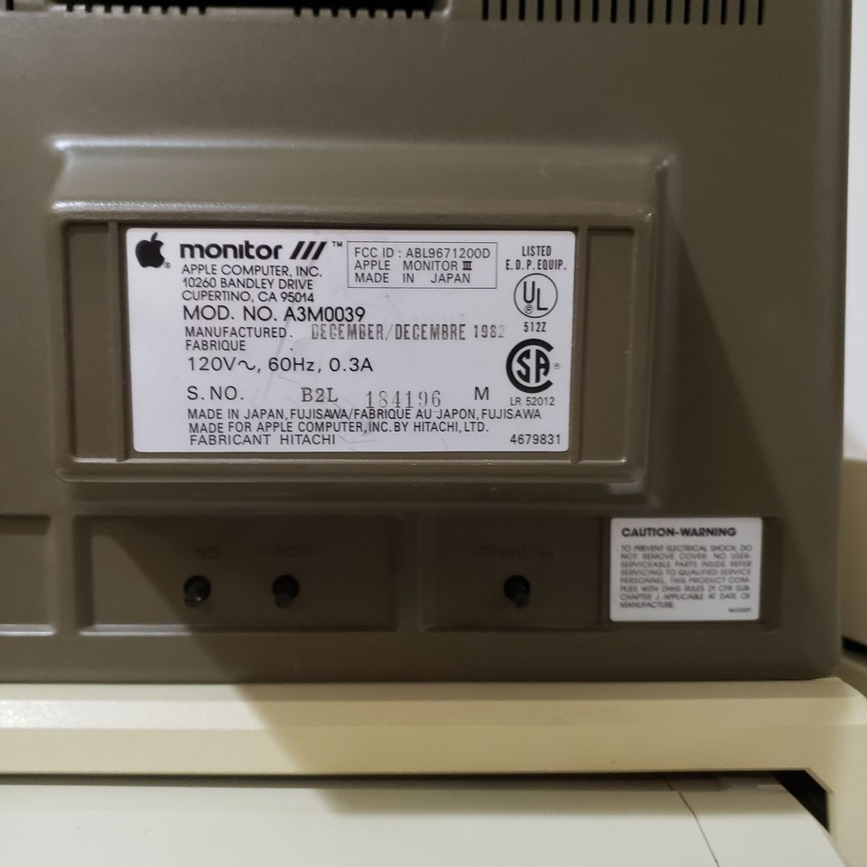 Apple IIe Vintage Computer System With Monitor III & Vista Disk Drives ...