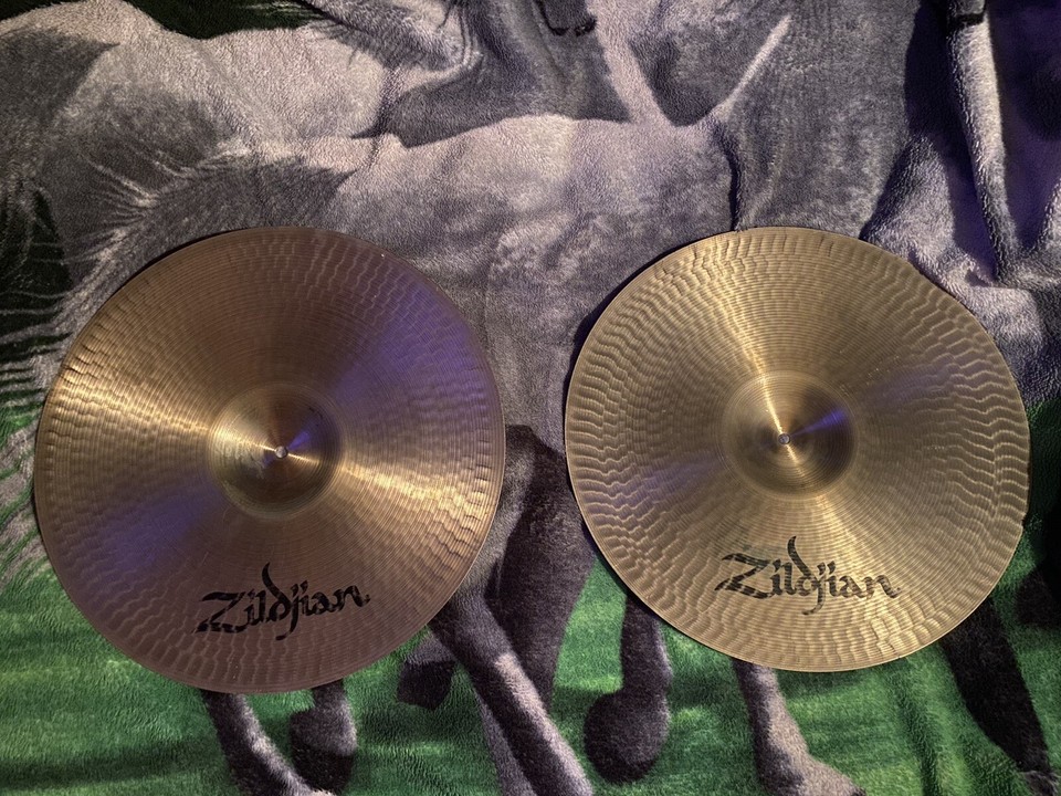 Zildjian Stadium Hand/Crash Cymbals 20” | eBay