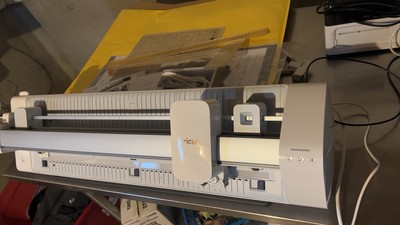 Cricut Venture - Wide-Format Smart Cutting Machine - BRAND NEW & SEALED ...