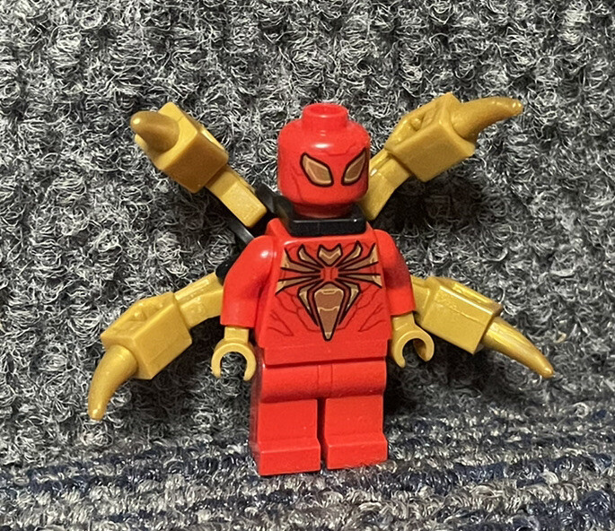 Lego Marvel Superheroes Iron Spider