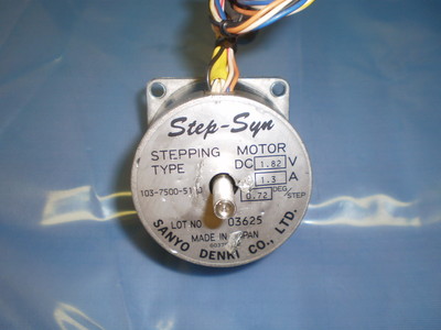 Sanyo Denki Step-Syn Motor Model 103-7500-5110. 1.82V DC, 1.3A, 0.72 ...