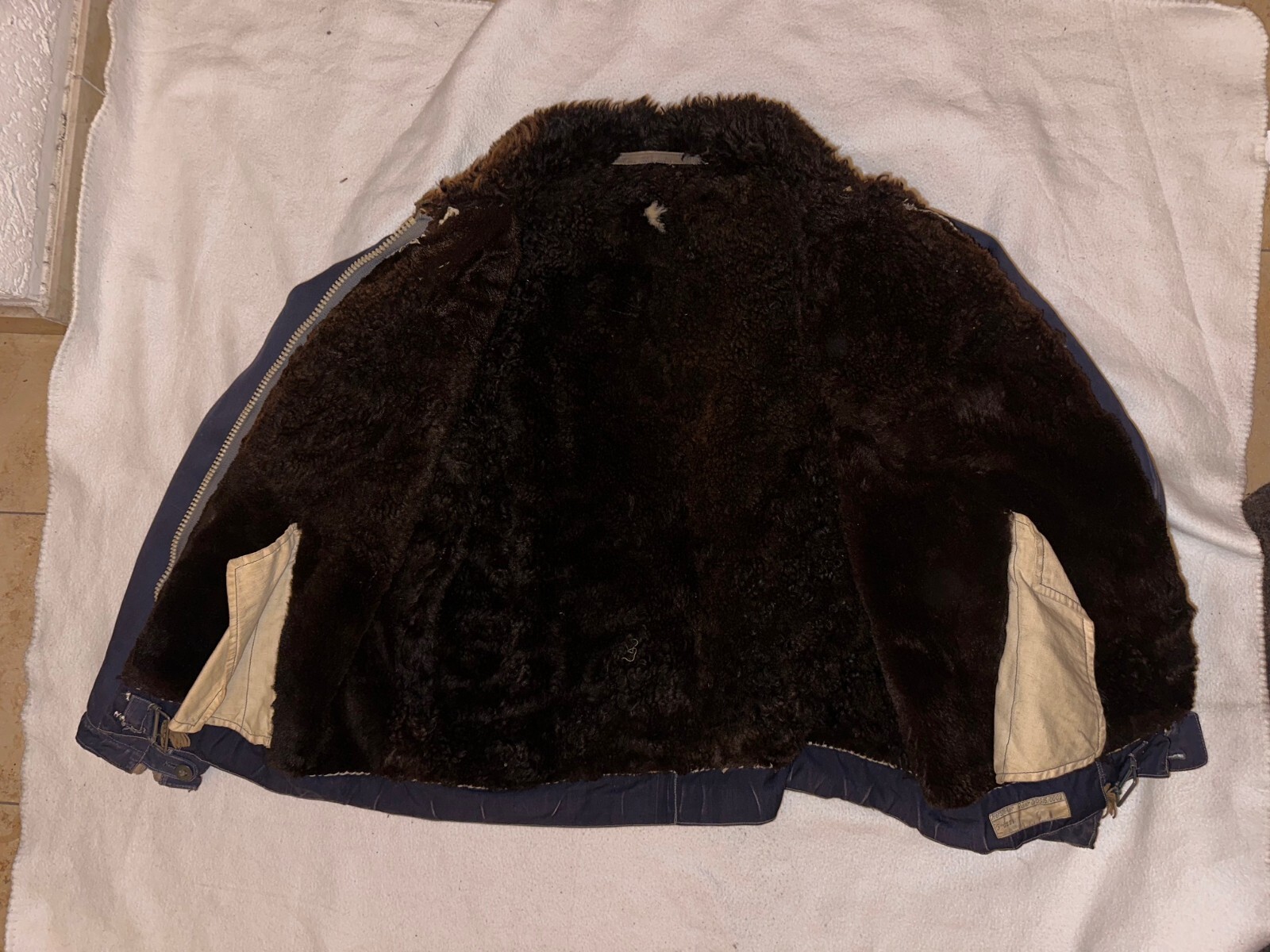 Orig. WW2 German Luftwaffe Pilot leather flight jacket Zipp IIb sz. 42/ ...