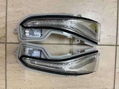 Infiniti Genuine OEM QX30 Q50 Q60 Q70 Turn Signals 26160-4GA0A | eBay
