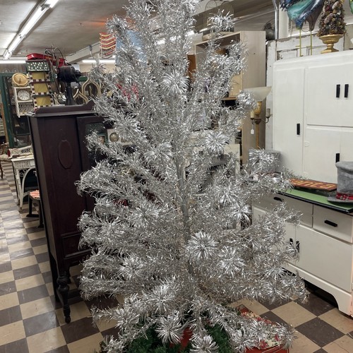 Vintage aluminum tinsel Christmas tree with color wheel light | eBay