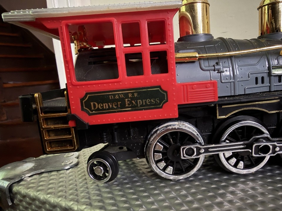 Model Train Set New Bright 1986 4-piece DC Vintage Battery Powered | eBay
