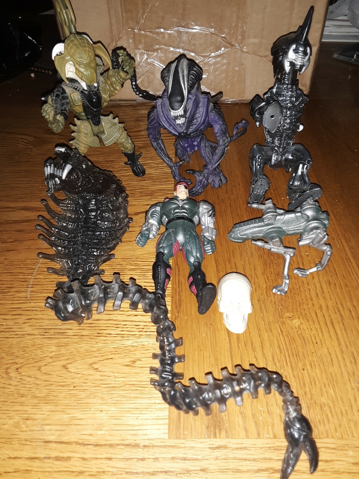 HUGE lot of 7 RARE VINTAGE 1990s Aliens vs. Predator Kenner Action ...