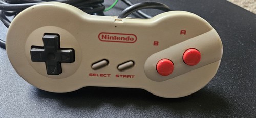 2 OEM Genuine Official Nintendo NES 1993 Dogbone NES-039 Controller | eBay