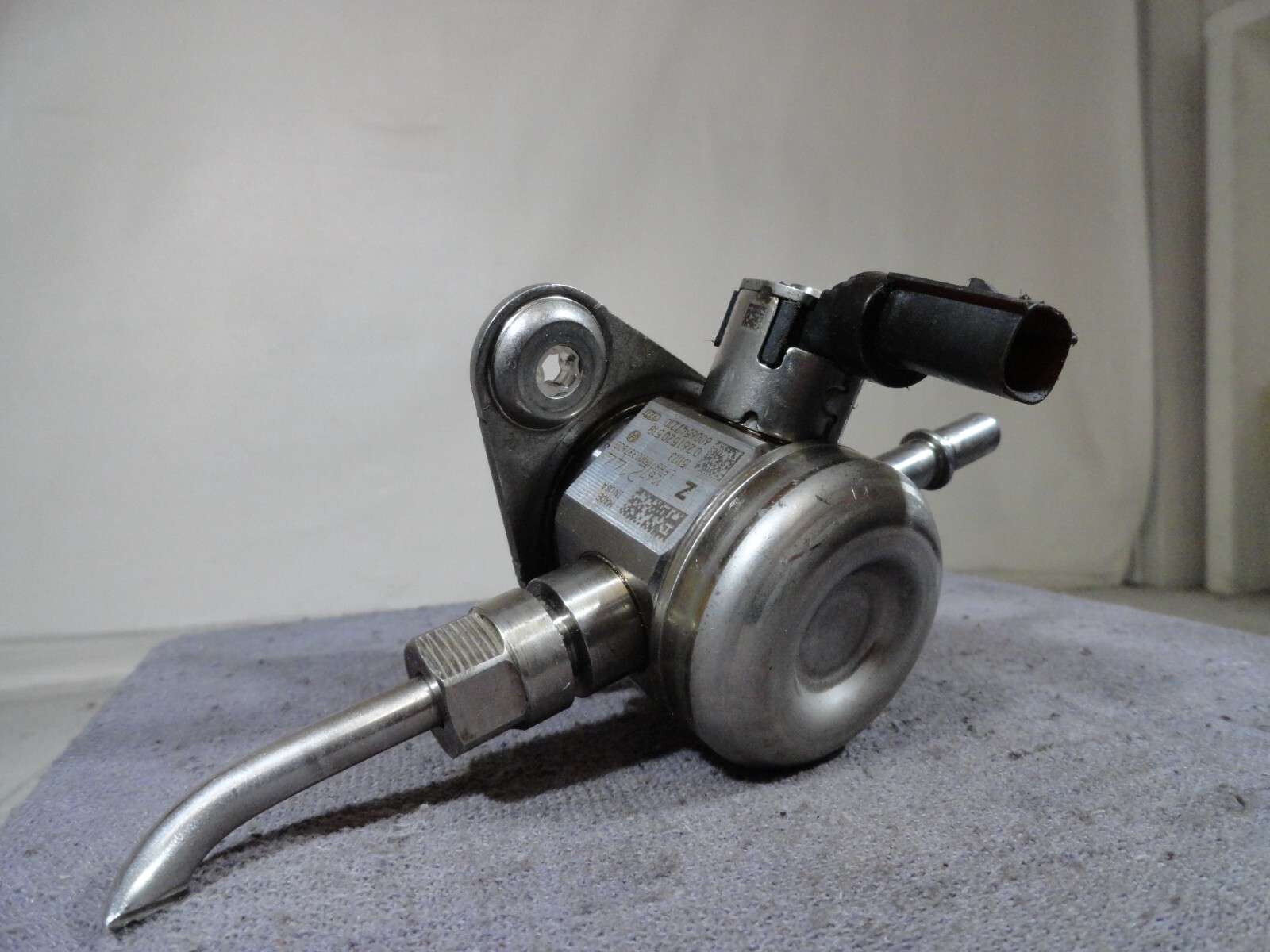 High Pressure Fuel Pump From 2018 Chevrolet Equinox #12672144 | eBay