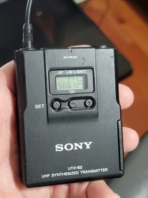 SONY UTX-B2 Synthesized Bodypack Transmitter working fine black | eBay