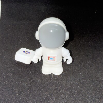 Astronaut Play Action Figure Poseable Arms 2.5" Space Suit Space Man ...
